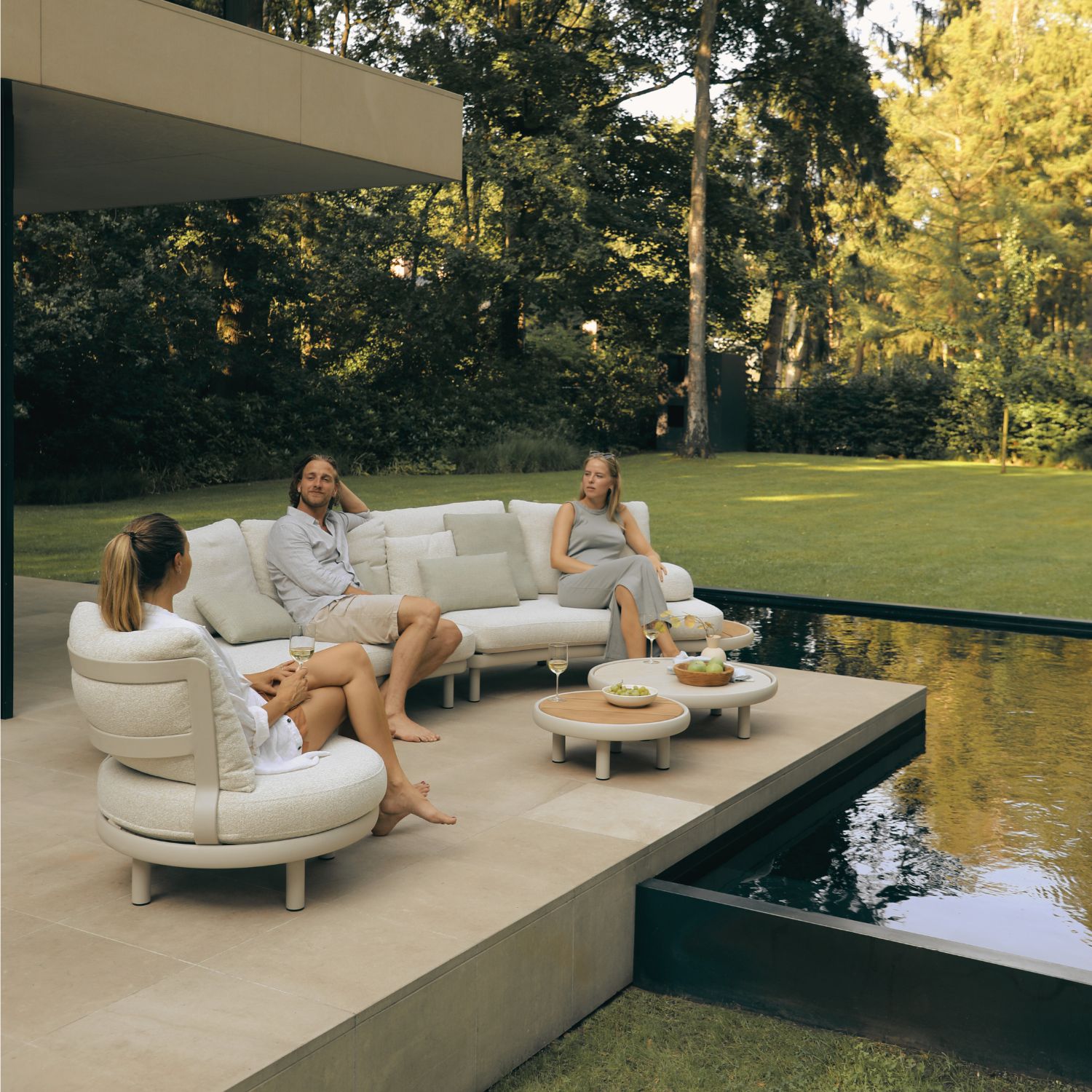 Lookbooks Outdoor Collection 2025